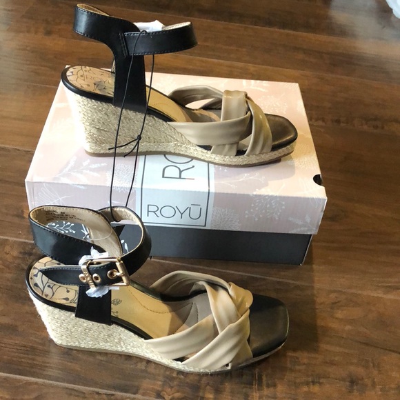 Royu | Shoes | Royu Madora Stone Black | Poshmark